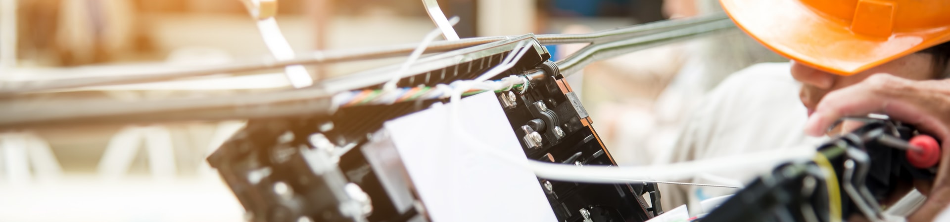 What to Expect During Fiber Optic Installation | Tether